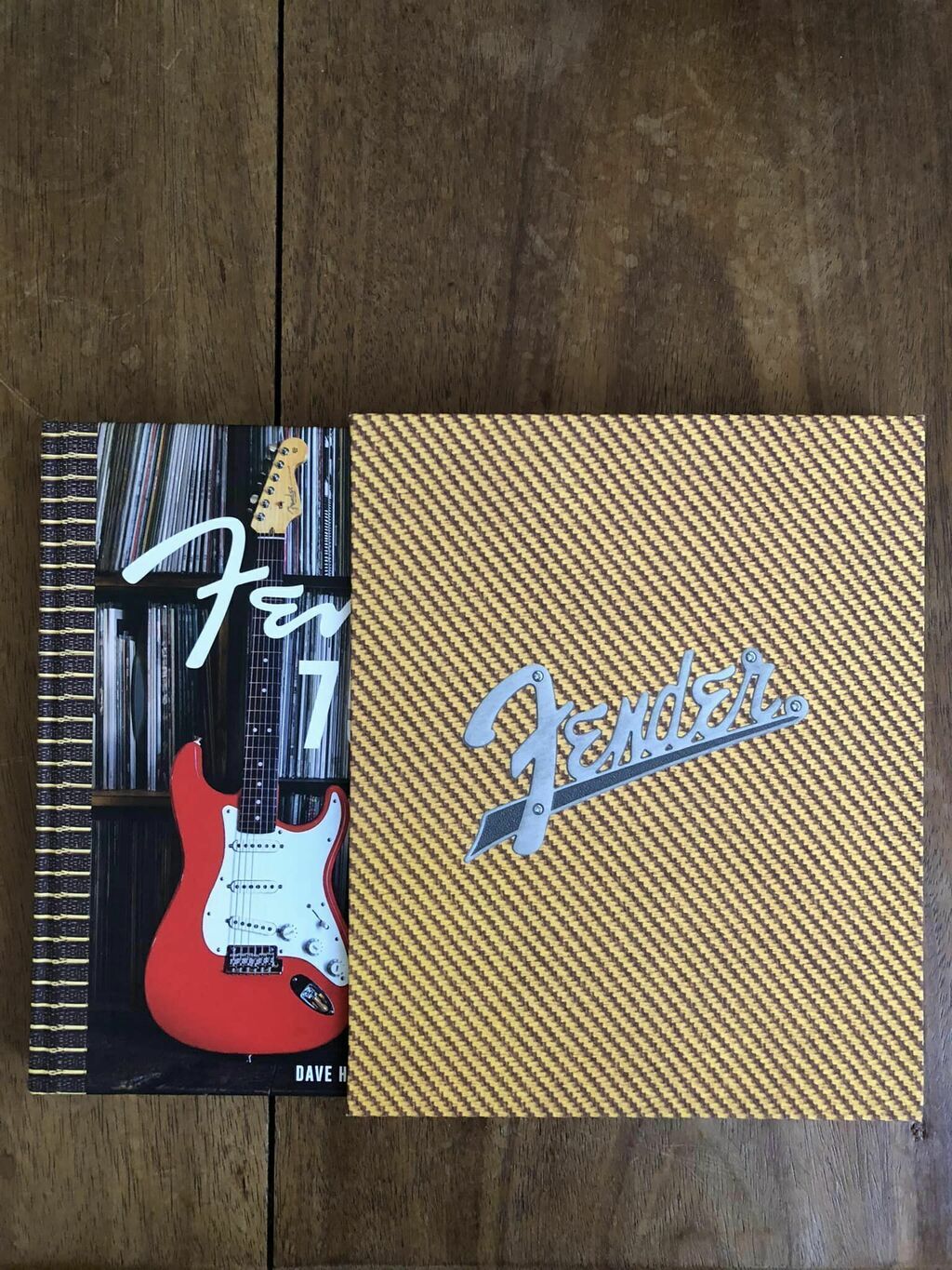 Fender 75 Years - Comprar em Vibe Guitars