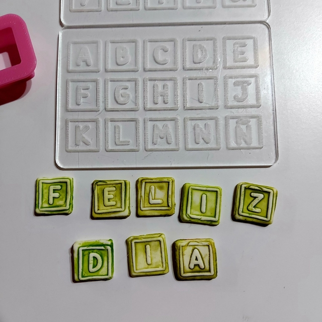 Letras abecedario relieve - Comprar en Porcelana y yo