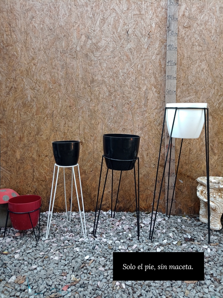 PIE DE HIERRO Aro tripode