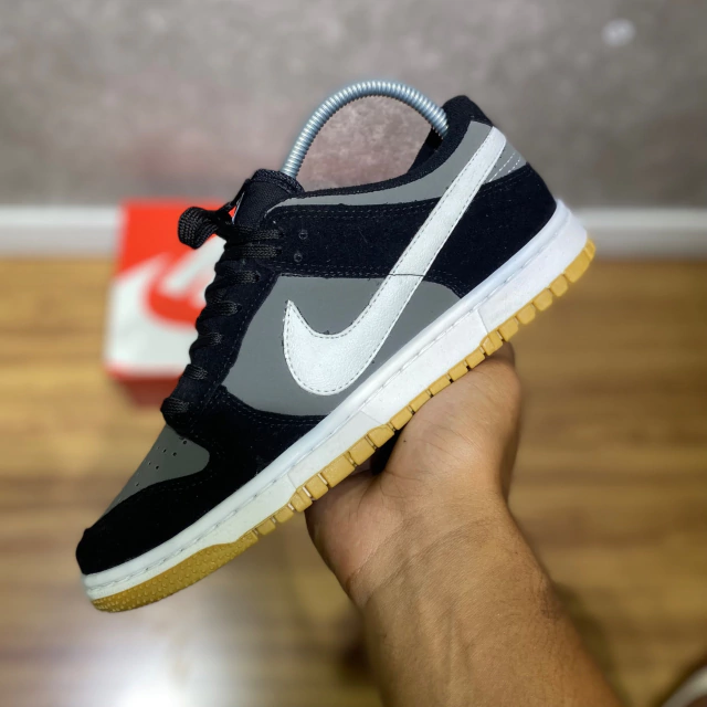 NIKE DUNK LOW PRO - PRETO/CINZA - Comprar em DG BRANDS