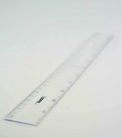 REGLA PLASTICO 30 CMS TRANSPARENTE