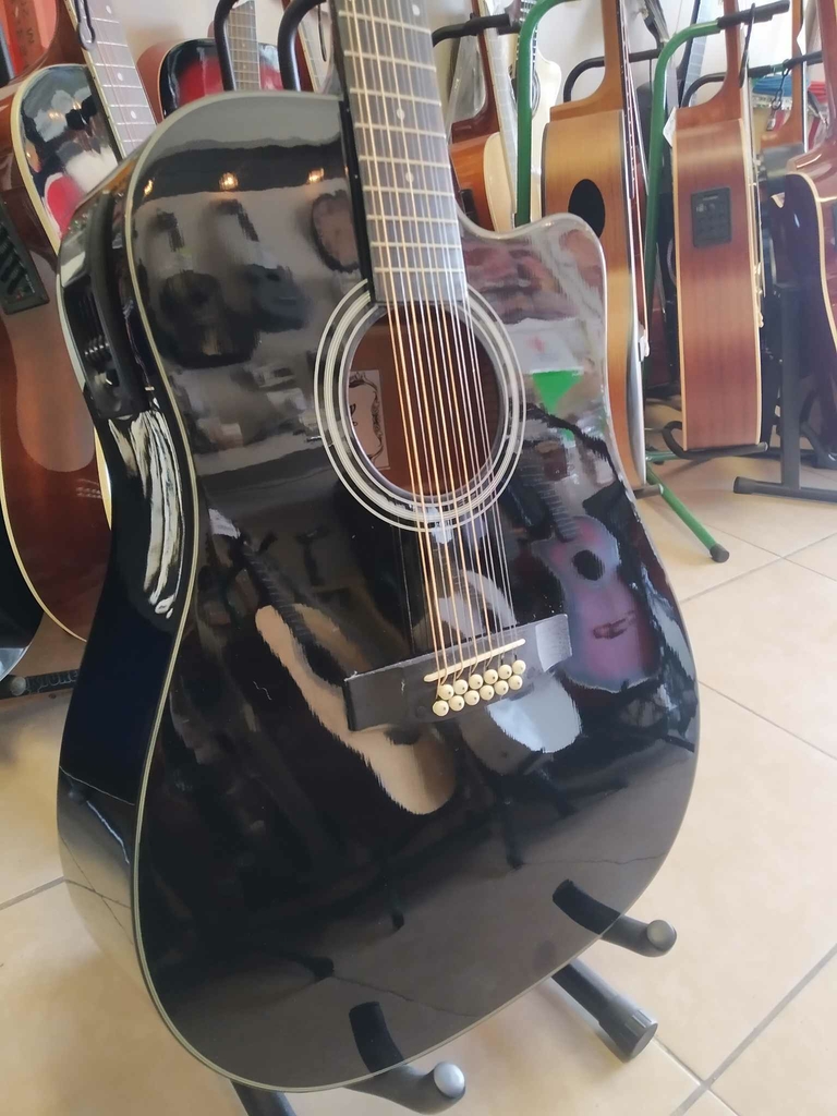 DOCEROLA MCCARTNEY X12 ELECTROACÚSTICA CON AFINADOR DIGITAL