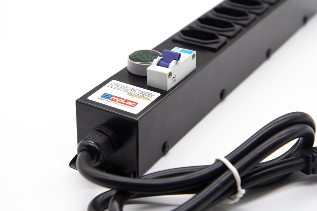 Filtro De Linha Ferro Voltímetro Régua 8 Tomadas Disjuntor