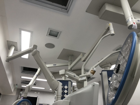 REVESTIMIENTO ACRILICO EPOXI PARA PAREDES Y TECHO DE LABORATORIOS