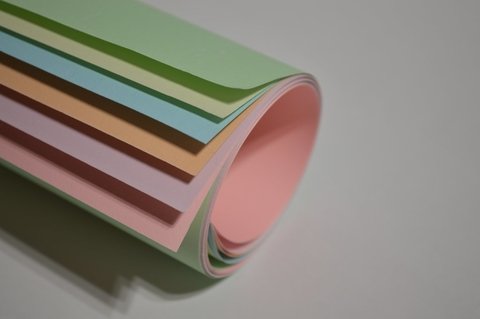 CARTULINA PASTEL X 10 UNDS. - Comprar en Cuatro Colores
