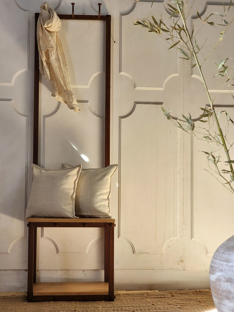 Perchero Industrial (TAPA MADERA) - Grumsdelg