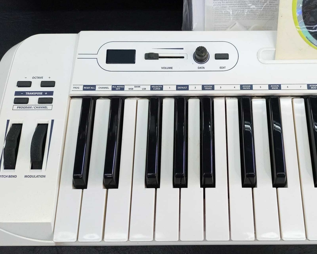 Oportunidad! Samson Carbon 49 Kc49 Controlador Midi Usb