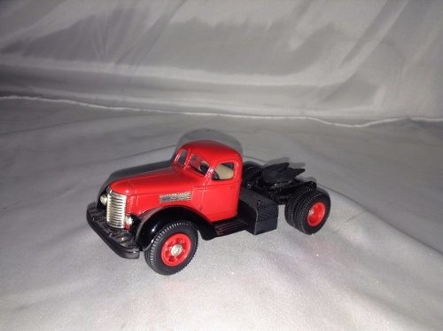 International KB-12 (1947) - Brooklin Models 1/43