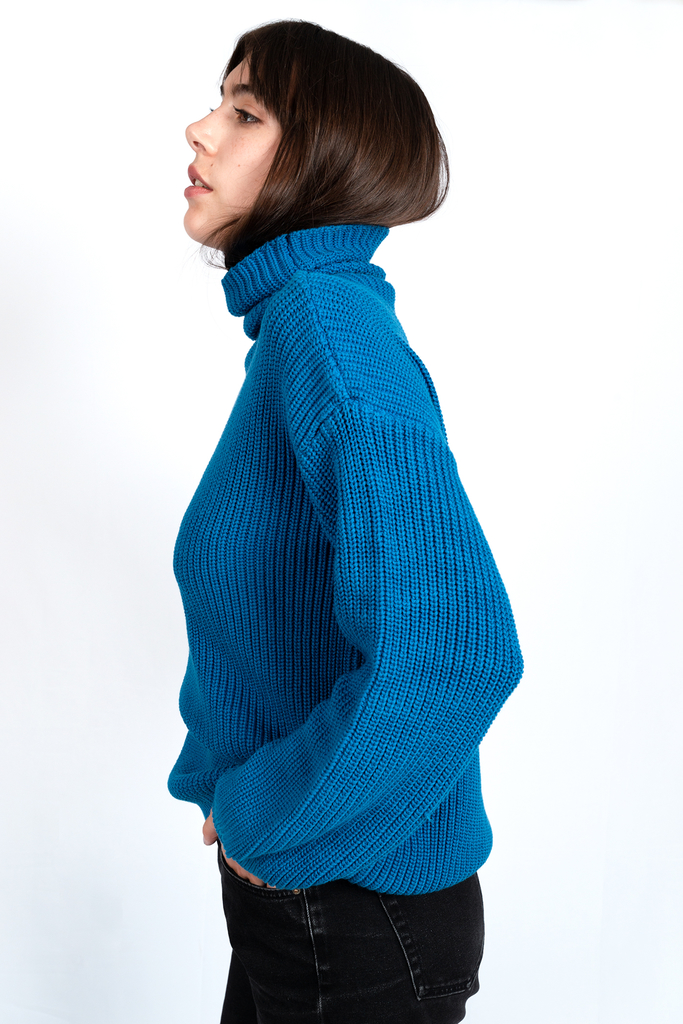 ERICA. Polerón perlado con cuello integrado - DEJAVU