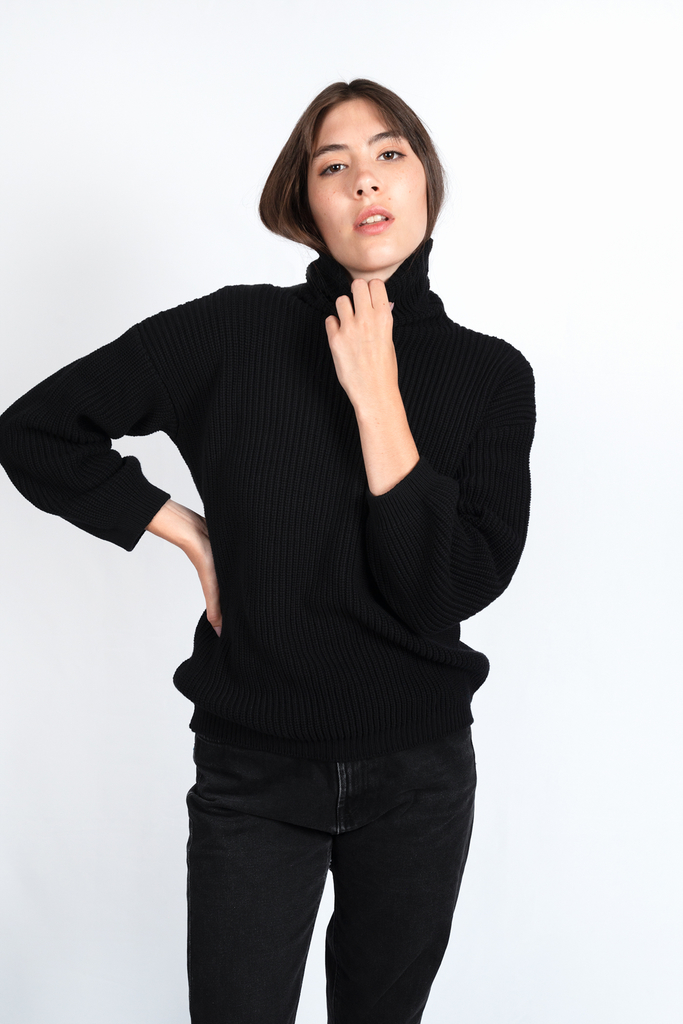 ERICA. Polerón perlado con cuello integrado - DEJAVU