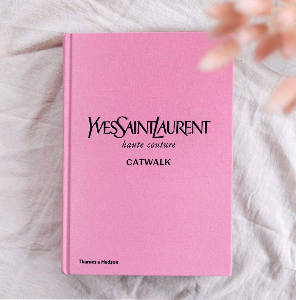Libro YSL Catwalk - Comprar en Casa Lulu